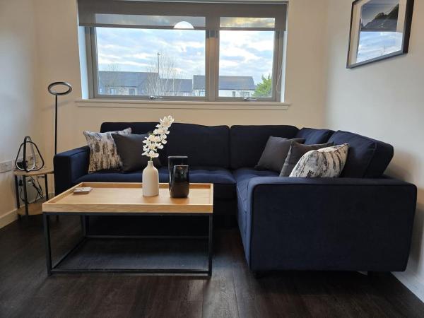 Modern Stirling Apartment - Free Parking - Dunblane
