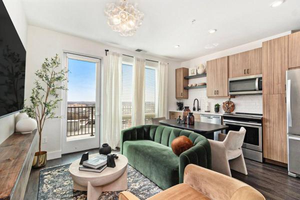 Luxurious Living-atl 5 Star Amenities- Free Parking - Atlanta, GA