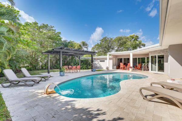 Relax In The Sun! Gem 1 Mi To Las Olas Beach - Fort Lauderdale, FL