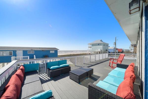 Captains Manor - Galveston, TX