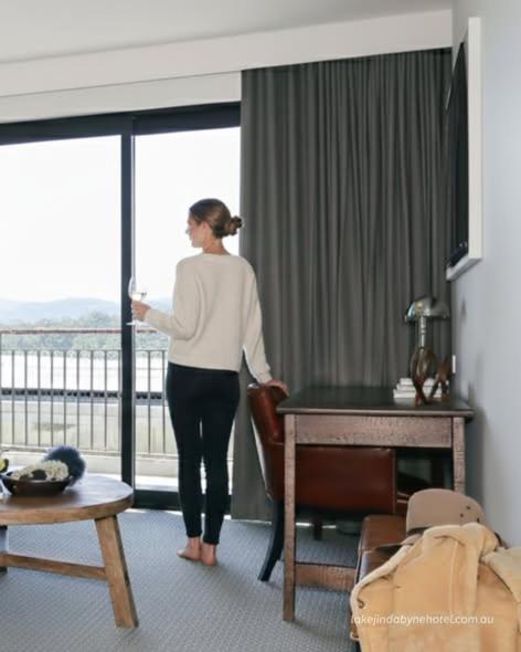 Lake Jindabyne Hotel - Jindabyne