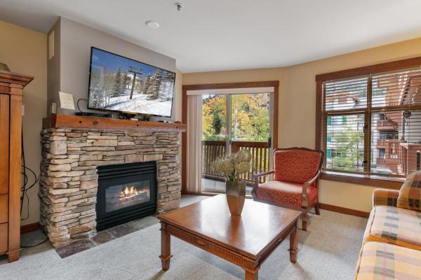 3309b - Queen Standard Powderhorn Lodge Condo - Snowbird, UT