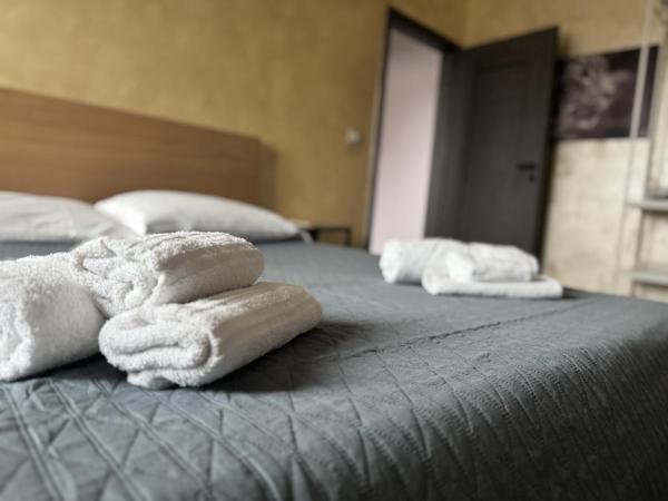 Academy House - Modena