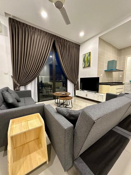 D Pristine 4 Bedder Sea View Condo Opp Legoland - Iskandar Puteri