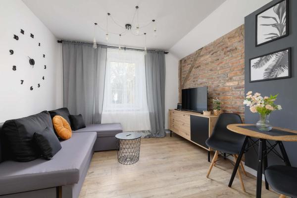 Czeladź Atmospheric Apartment In A Historic Building By Noclegi Renters - Katowice