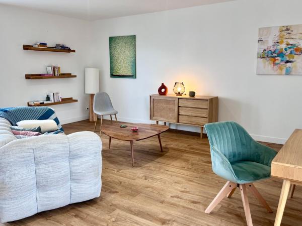 Maison Avec Grand Jardin En Centre Ville - Le Blanc