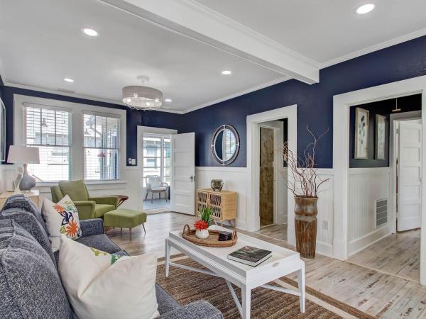 Beach Daze Lower - Florida