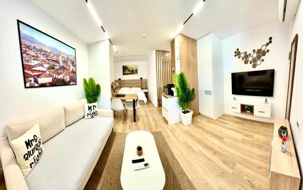 Lois Apartment - Tirana