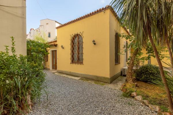 Guesthost - Central Apartment With Private Garden! - Lucca