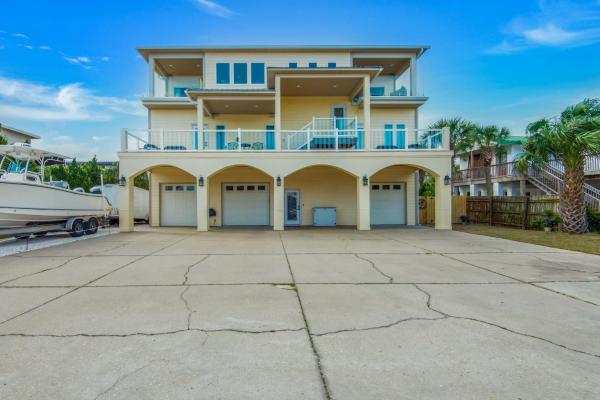 Bella Vista By Gulf Coast Getaways - Pensacola Beach, FL