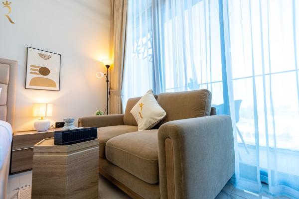 Bright Studio With Balcony The Gate, Masdar City - Abu Dhabi