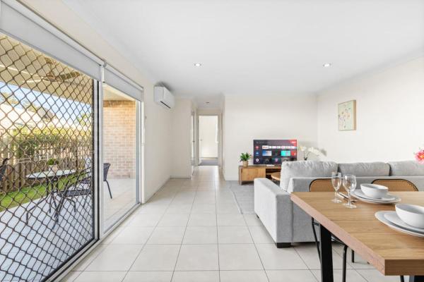 Cozy 2br Home Quiet Bellbird Park Stay - Ipswich