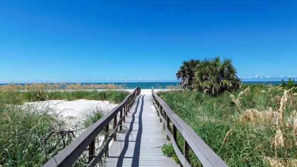 The Bungalows - Suites 1-5 - St. Pete Beach, FL