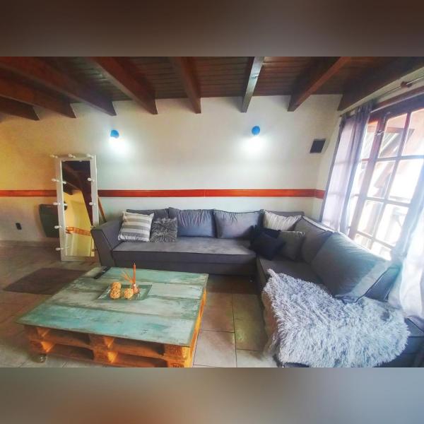 Cabaña Amplia Y Luminosa Con Balcon - Provincia de Tierra del Fuego