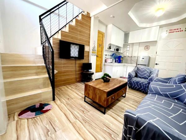 Rustic Retreat Two Bedroom House - 라 유니언