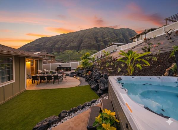 Oahu Family Retreat-beach 5min Away-oceanview - Haleiwa, HI