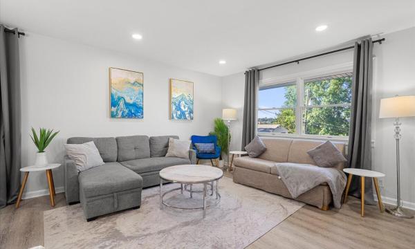 Upscale Old Town Views 3bd Lux - Washington, D.C.