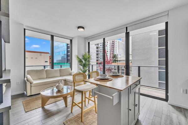 The Casas Collection At Alea Miami - Modern Designer Studios - Miami