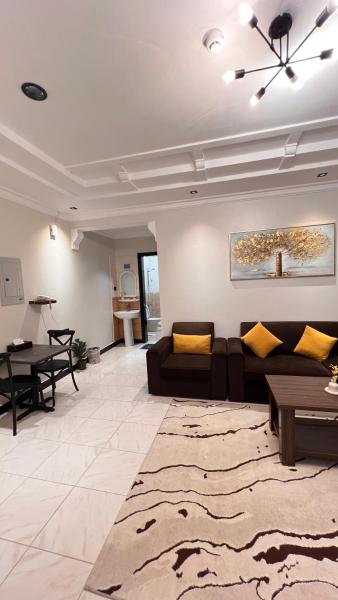 مساكن الفخامة للشقق المخدومة الشفا - Riyadh