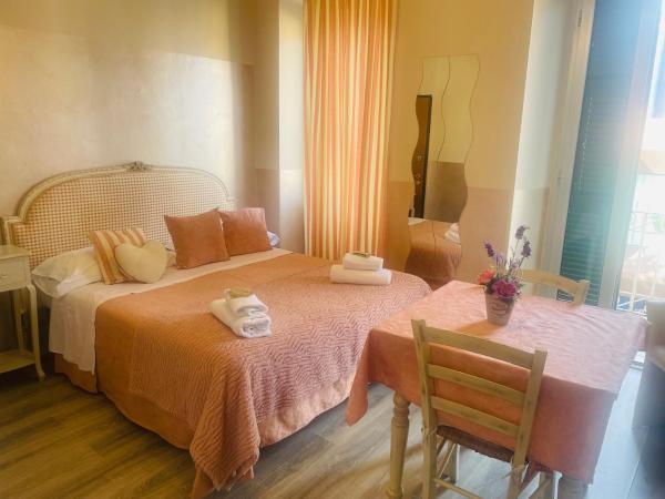 Nonna's Affittacamere - Сан-Pемо