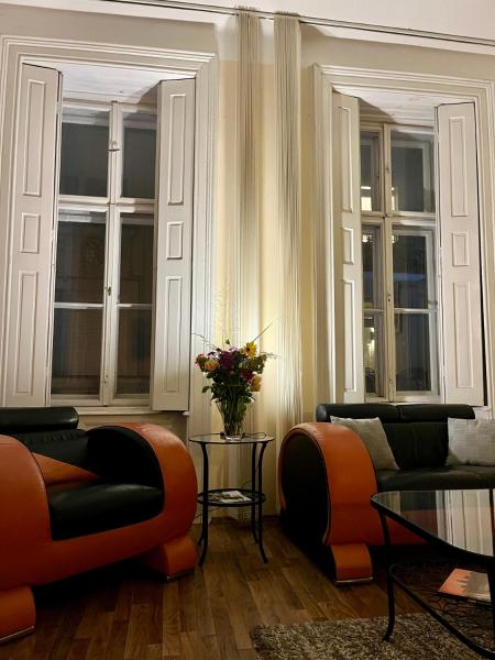 Pyvo Street Home With Balcony By Nw - Budapest