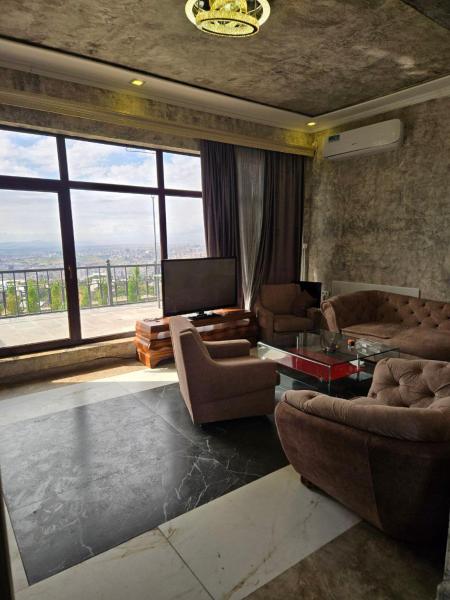 Home With Ararat View On The Top Of Yerevan - Ereván