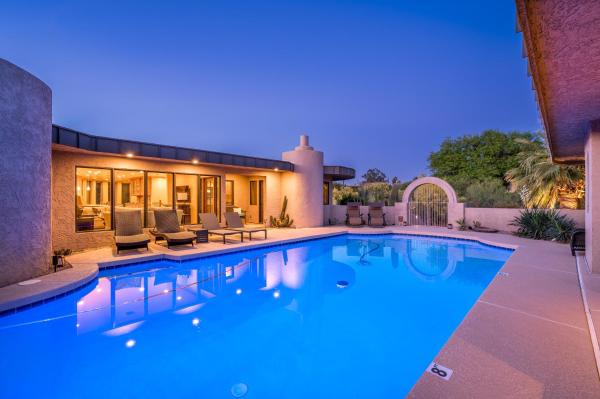 Carefree Crest: Jaw Dropping Views Pool 2 Casitas Outdoor Living - Carefree, AZ