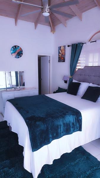 Holiday Oasis - Jamaica