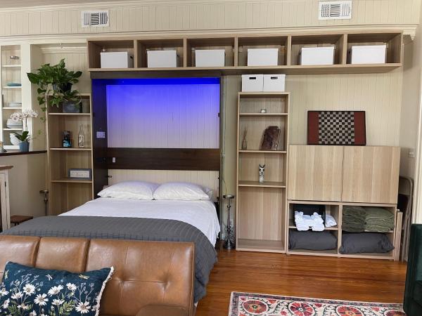 Romantic Studio Apt In Historic Downtown Savannah - Bluffton, SC