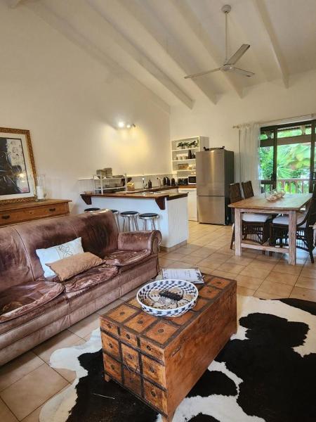 Treescape Hideaway Port Douglas - Near The Beach - Port Douglas