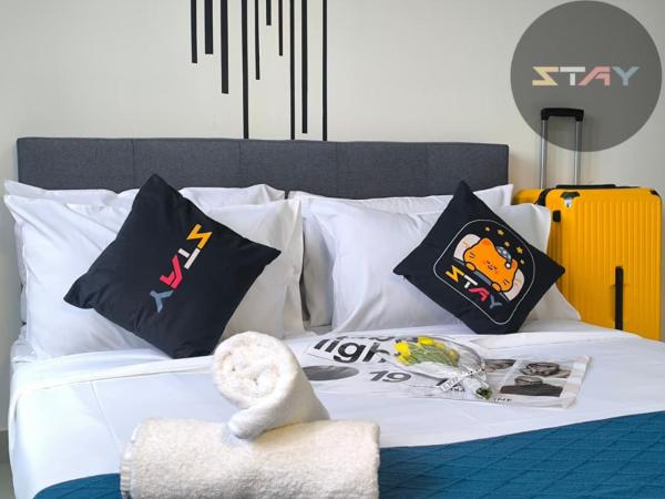 Meridin Sovo 1bed Modern Sunny Pool View By Stay - Kukup