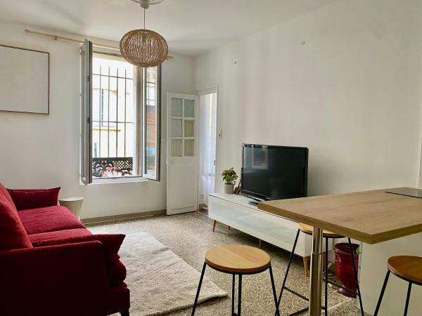 P3 Centre Des Arènes Rdc - Nîmes