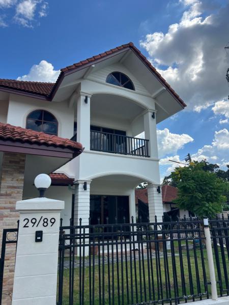 Baan Wangsiri บ้านวังสิริ 4br - Chiang Mai