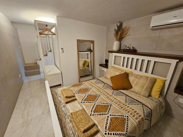 Casuccia Theatre Apartment By Doors Valletta - Valletta, Malta