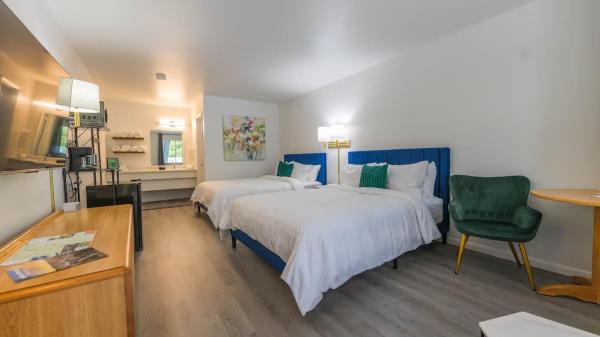 Glory Dayz - Eureka Springs, AR