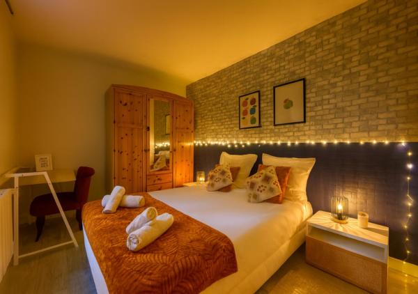 Duplex 2 Min Train Station, Paris 15 Min - Versailles