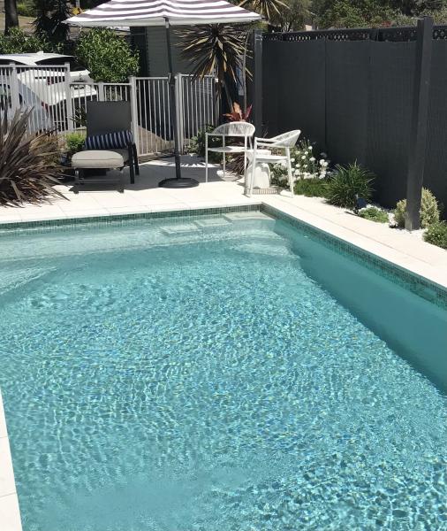 Lake Retreat & Pool Carey Bay - City of Lake Macquarie