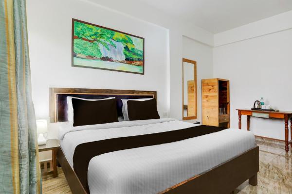 Collection O Candolim Beach Formerly Poornima Place - Goa