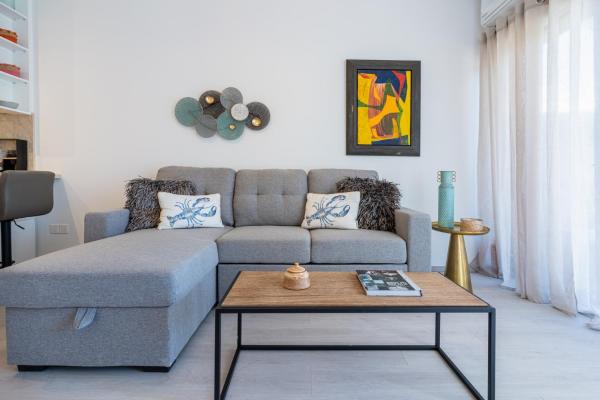 Modern One Bedroom Apartment At Lighthouse Beach - Paphos