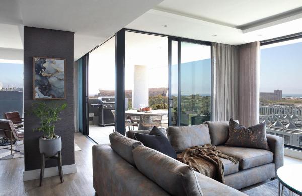 Luxury Green Point Penthouse With Ocean Views - Cape Town