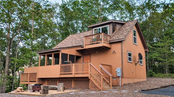 Oak Tree Cabin Near The Shenandoah River - Luray, VA