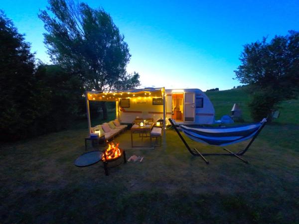 Swisshut Idyllic Farm Stay - Spiez