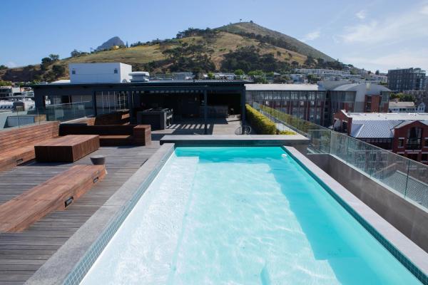 The Docklands Ct - Camps Bay