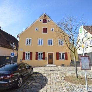 Gemütliche Zimmer Im Historischen Berching - Germany