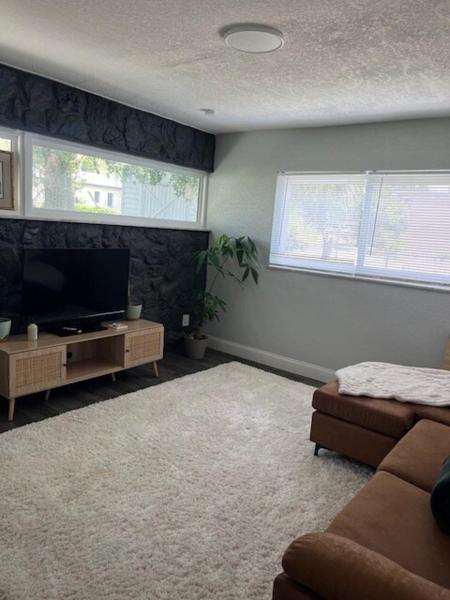 Relaxing 3br Home Near Orlando Downtown & Parks - Apopka, FL