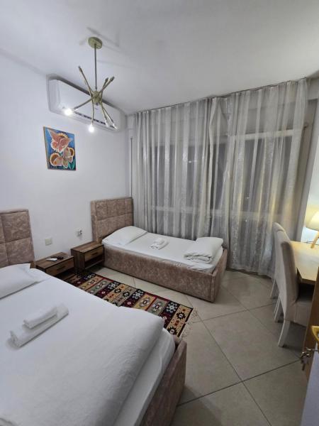 Isabel Rooms - Tirana