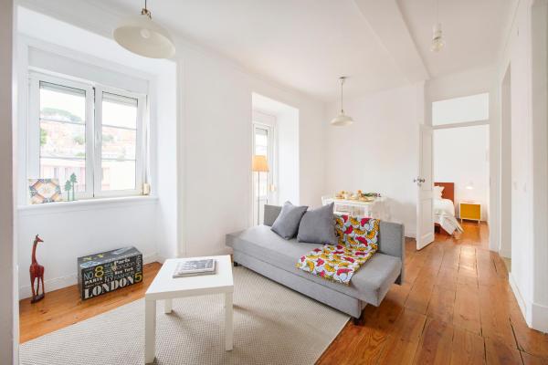 Cozy Apartment With Castel View - Alfama