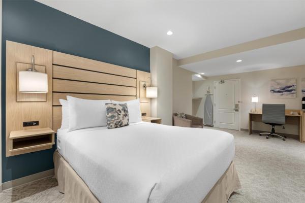 Best Western Plus Baker Street Inn - Nelson