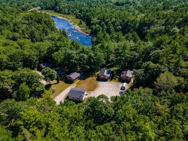 Roseway River Cottages - Nova Scotia