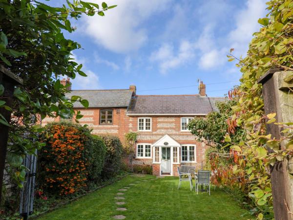 Poppy Cottage - Blandford Forum